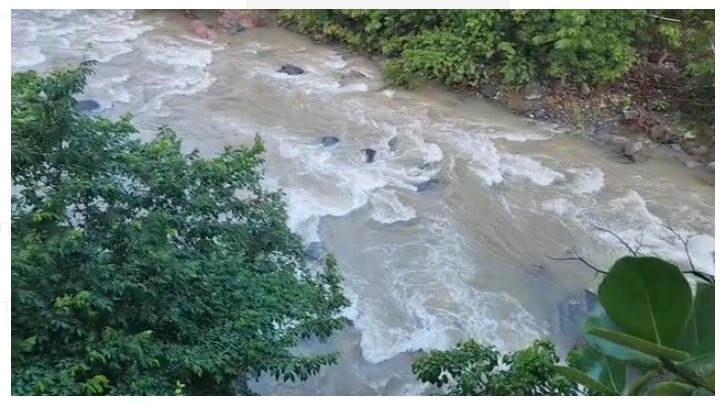 Fuertes lluvias ocasiona crecida de Río Baní